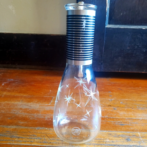 Pyrex | Dining | Vintage Pyrex Atomic Starburst Glass Coffee Carafe ...